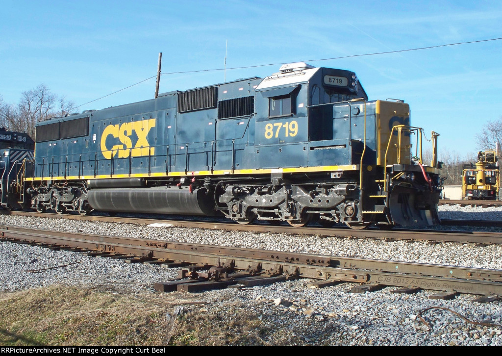 CSX 8719 (2)